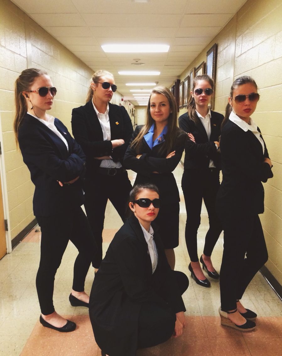 10 Amazing Halloween Costume Ideas to Try with a Suit or Tuxedo